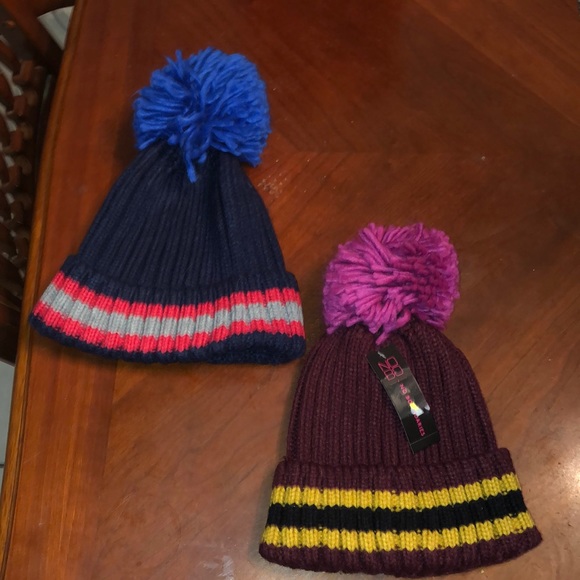 No Boundaries | Accessories | No Boundaries 2 Beanies New Both Of Them ...